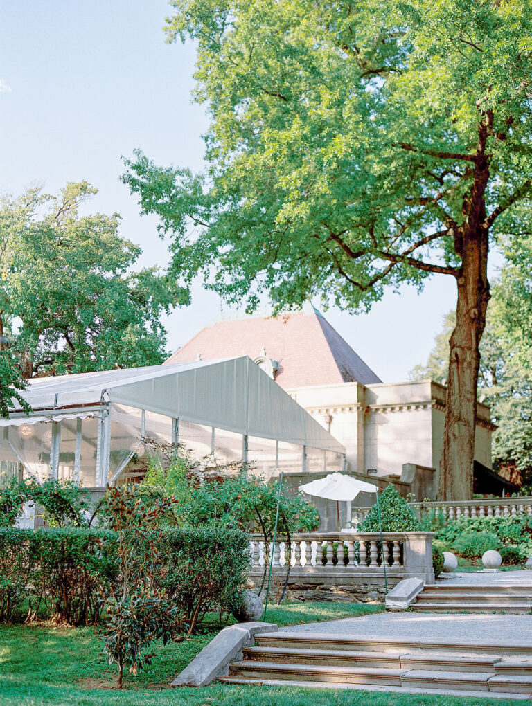 Romantic Curtis Hall Arboretum Wedding - Katie Trauffer Photography