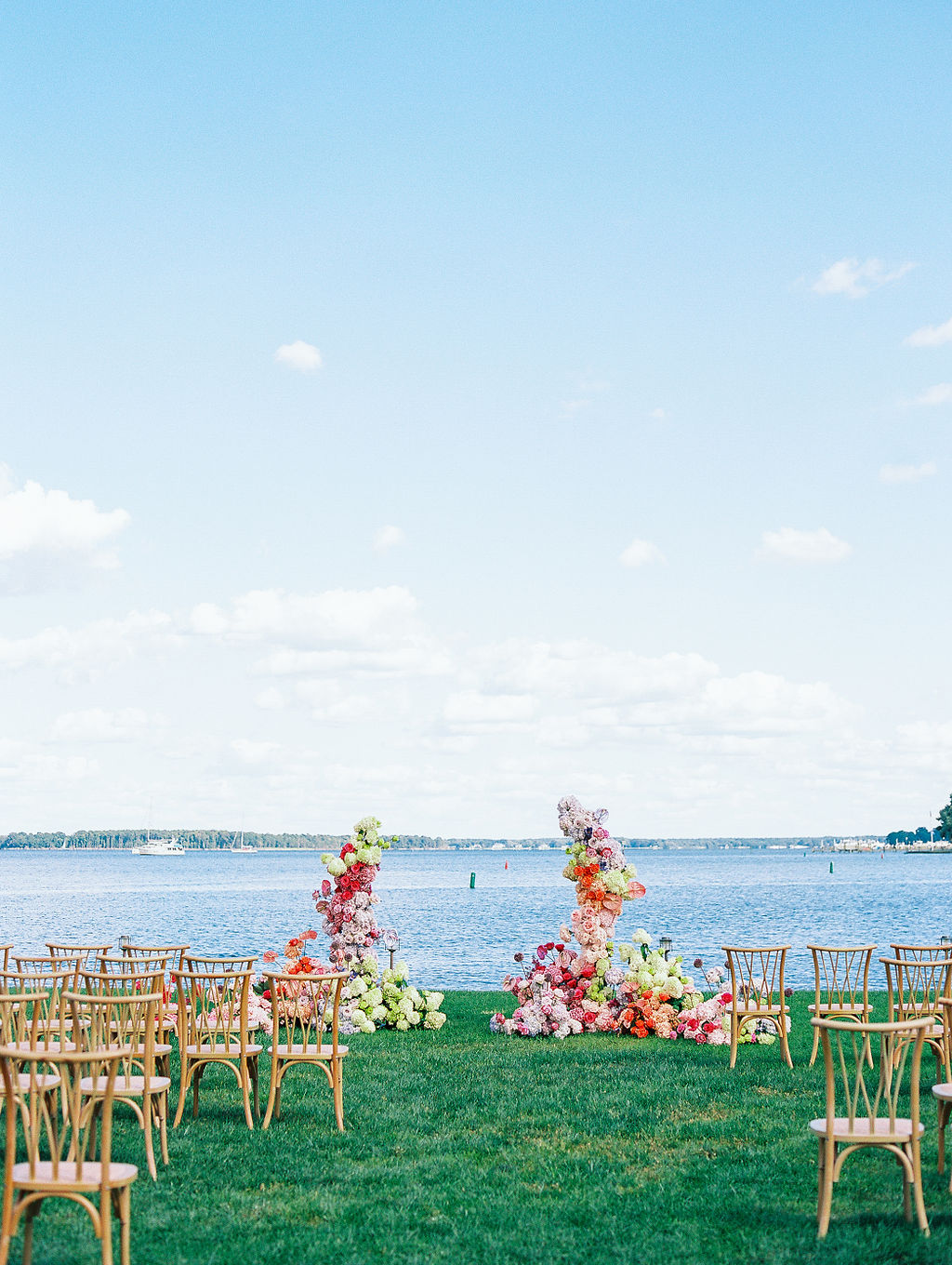 Top 10 Waterfront Wedding Venues on the East Coast - Katie Trauffer ...